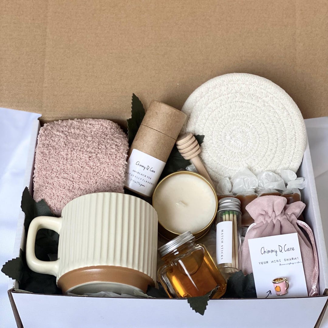 Classy Gift Basket for Women | Cozy Gift Box With Blanket | Socks, Candle | Self Care Gift Box ...