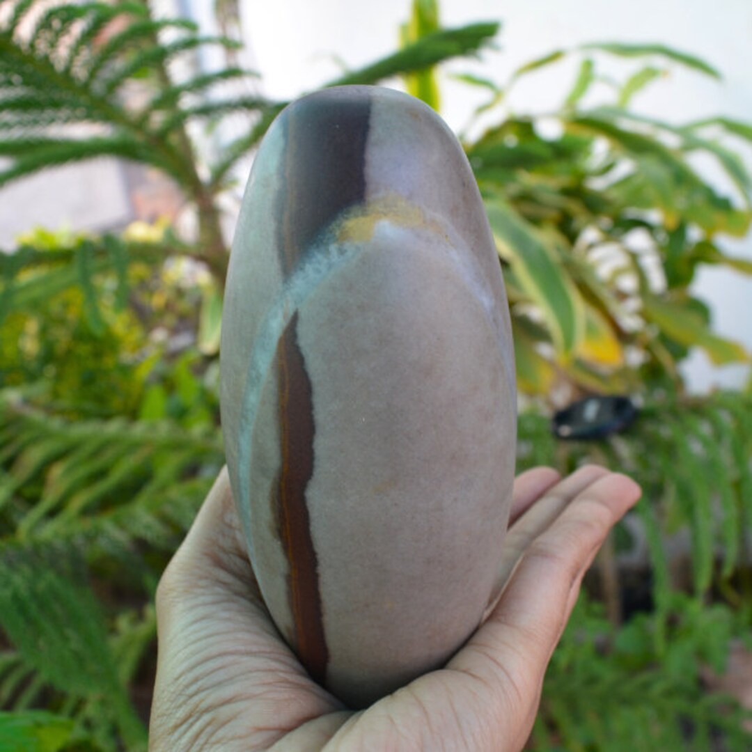 Shiva Lingam Stone Shiva Lingam Sacred Stone Narmadeshwar Narmada River ...