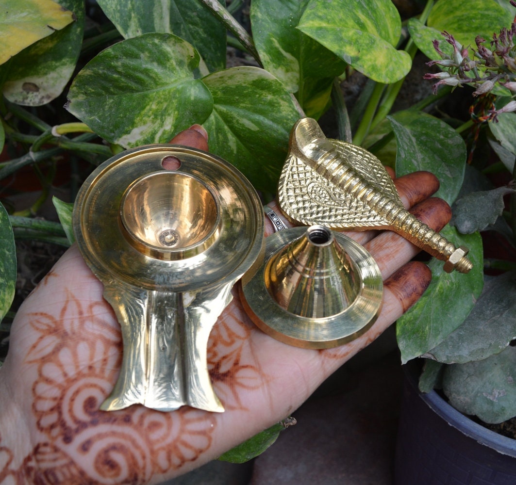 Brass Yoni Base With Snake Head for Placing Shiva Lingam - Etsy UK