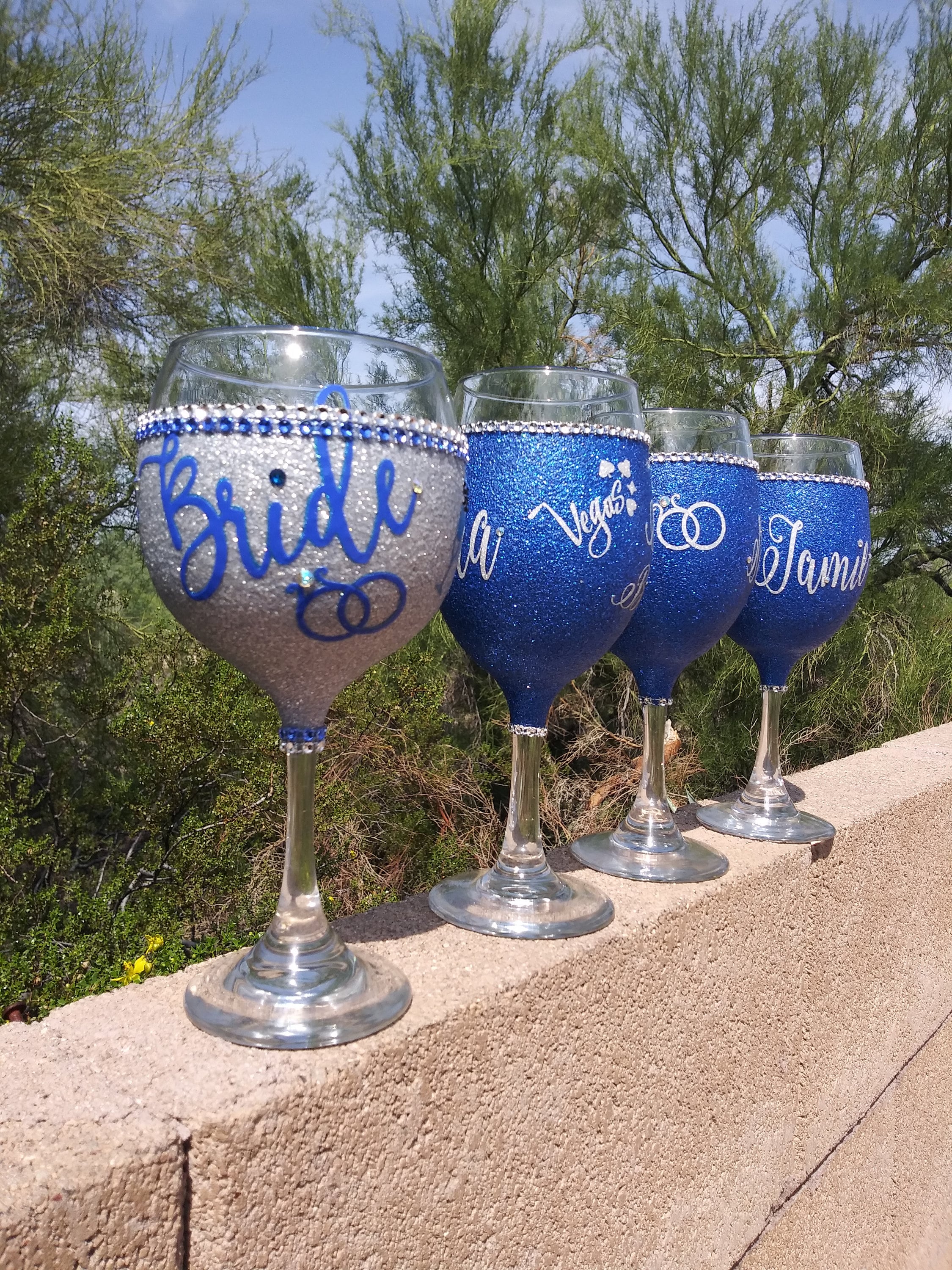 Bride wine glass glitter wine glass Wifey party gifts | Etsy