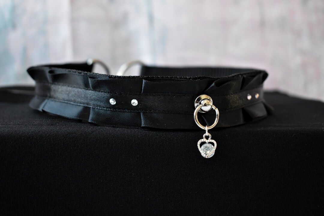 Made to Your Size / Black Hearts Choker / Kitten Play Collar / Goth ...