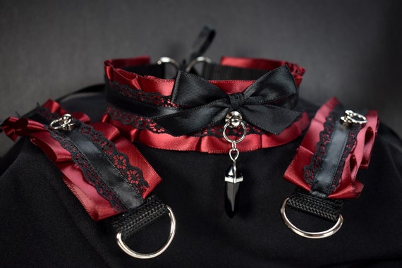 Made to Your Size / Vampire Set / Collar Cuffs / Pet Play - Etsy