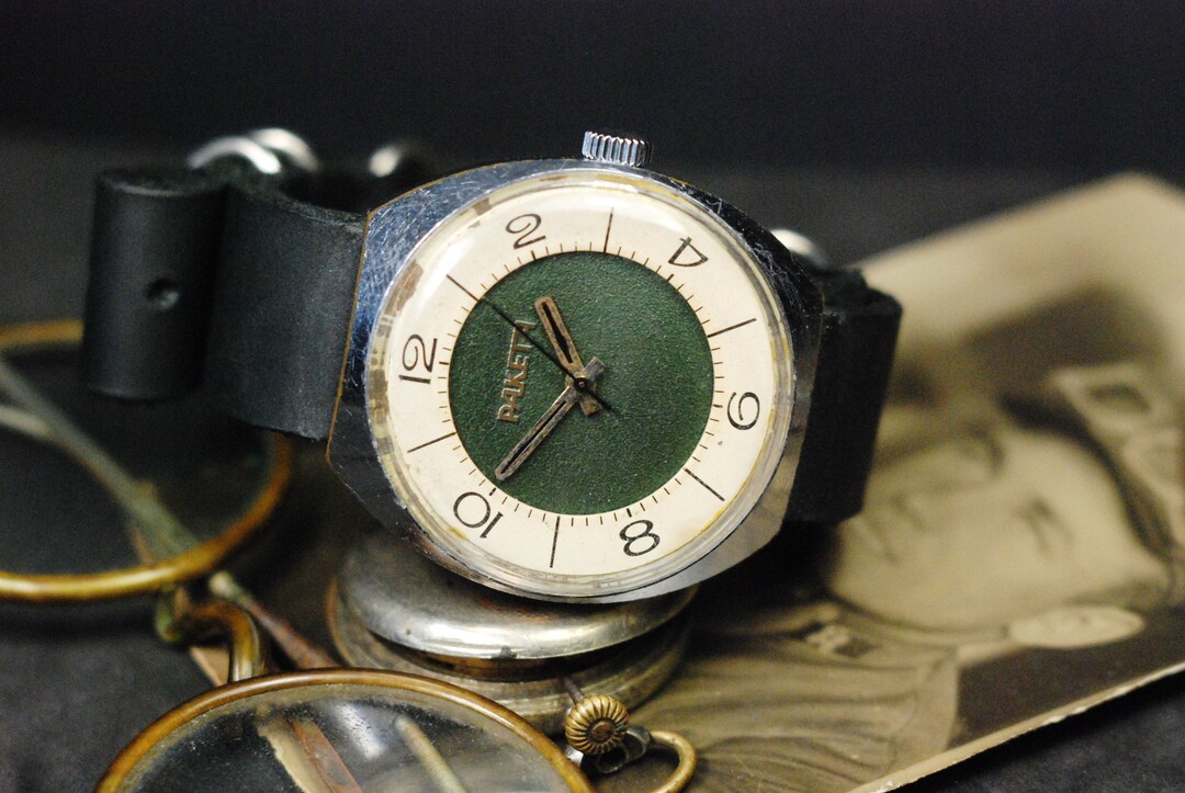 ¡EXTRAÑO! Reloj Raketa Vintage para hombre "ROCKET". Relojes de la URSS ...