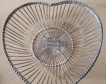 Wire Heart Basket - Etsy