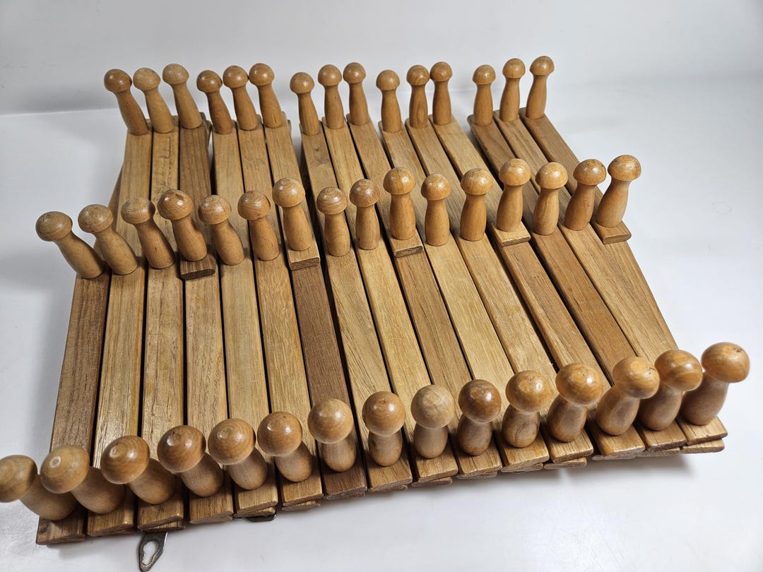Gigantic Vtg Wooden Accordion Peg Rack With 45 Pegs - Etsy