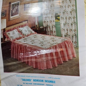 Vtg NOS 60s Full Size Bedspread in Original Package // Yellow Taffeta ...