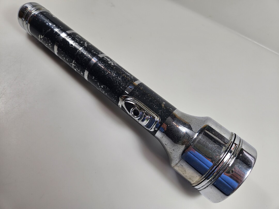 Vtg Metal Flashlight, Working // 12.5 Inches Long // Tarnished and ...