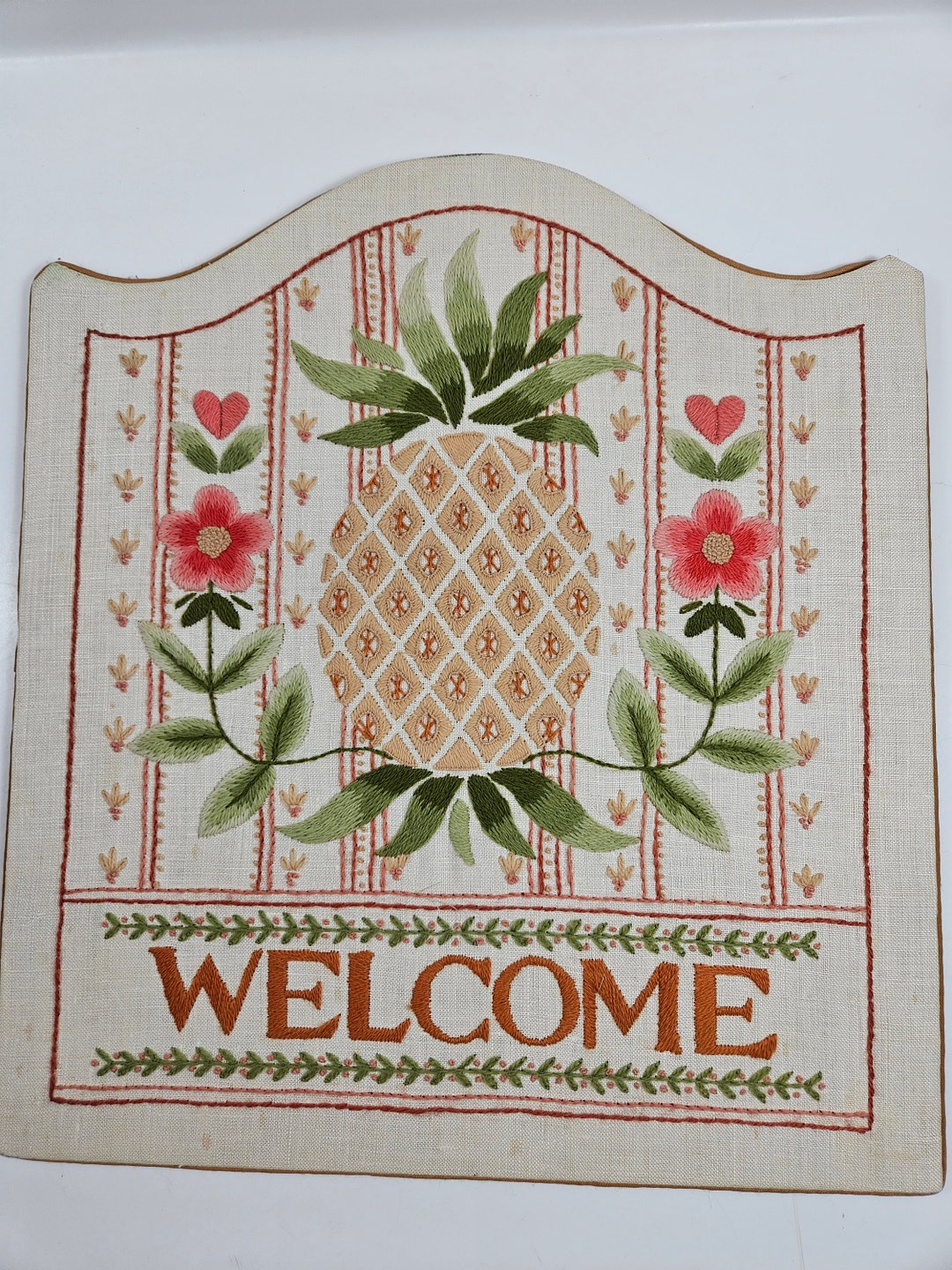 Vtg Handmade Needlepoint, Welcome // Pineapple and Flowers // 15.75 X ...