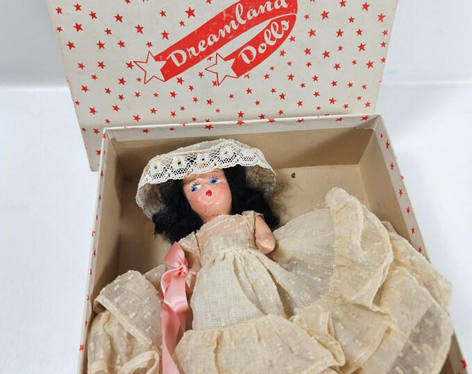 Vintage Eegee Softina Baby Doll: New Old Stock, Layette & Travel Trunk ...