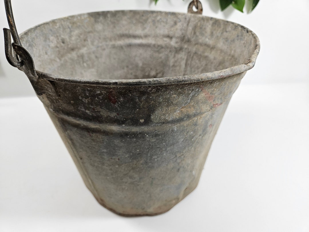 Vtg Rustic, Tarnish and Dented Large Galvanized Bucket // 9 Inches Tall ...