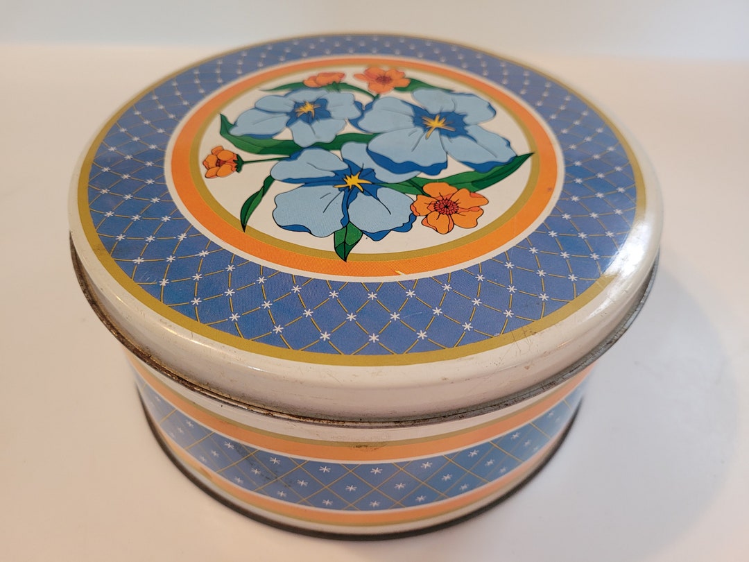 Vtg Round Tin Container, 1980s Floral // Round 7.25 Inch Diameter - Etsy