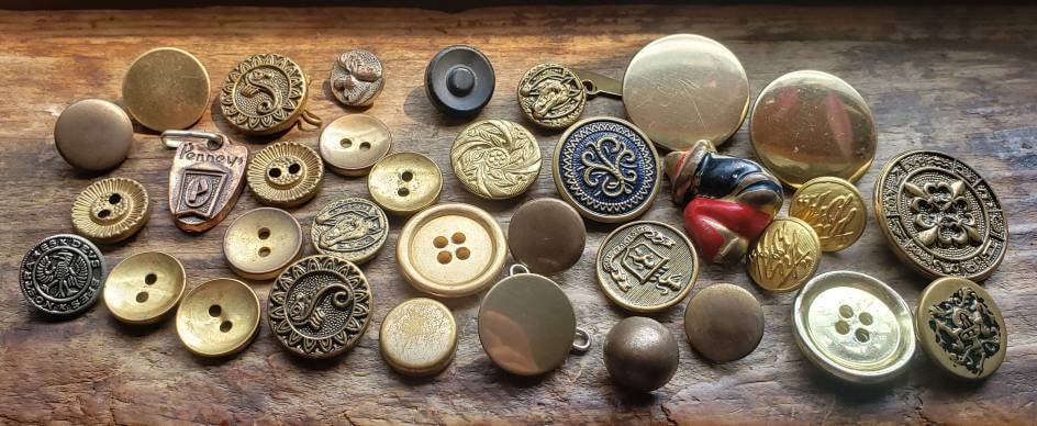 Botones vintage gold variados aproximadamente 34 botones. | Etsy
