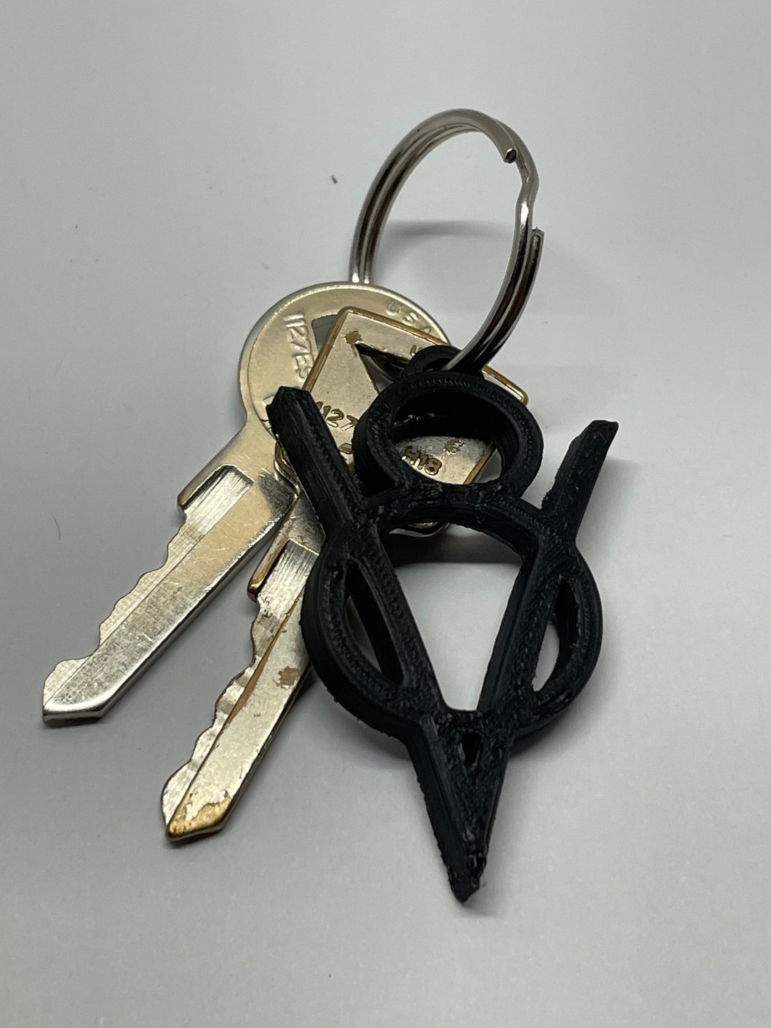 Ford Classic V8 Logo Keychain - Etsy