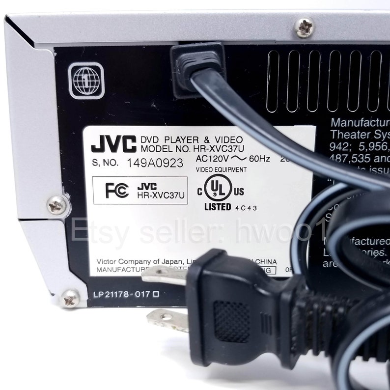 JVC Dvd VCR Combo HR-XVC37U W/ Remote, Tested, Lens & Video Heads ...