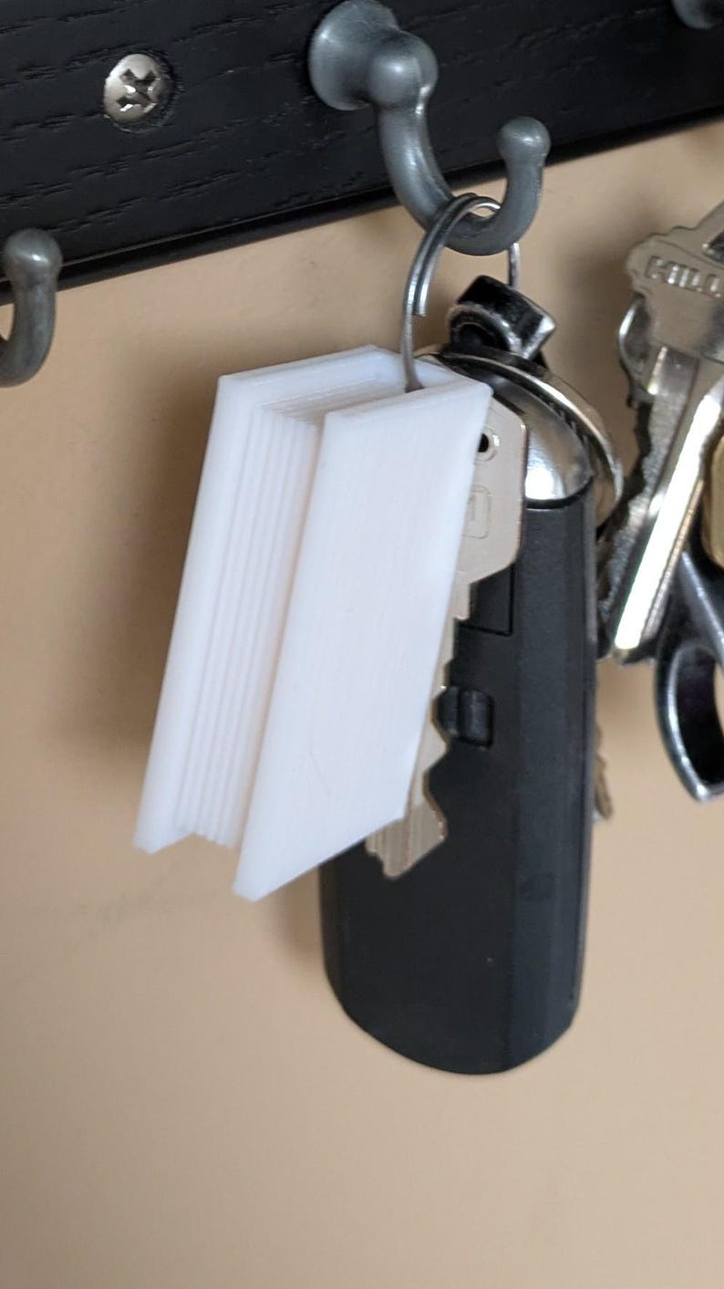 3D Printable Book Keychain STL File (digital Download) - Etsy