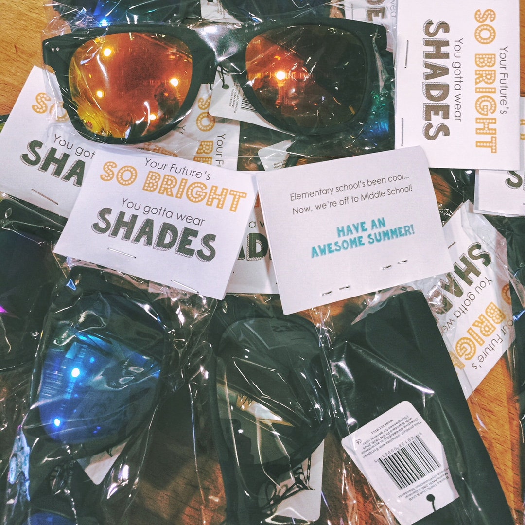 Gotta Wear Shades: Summer Classmate Gift - Etsy