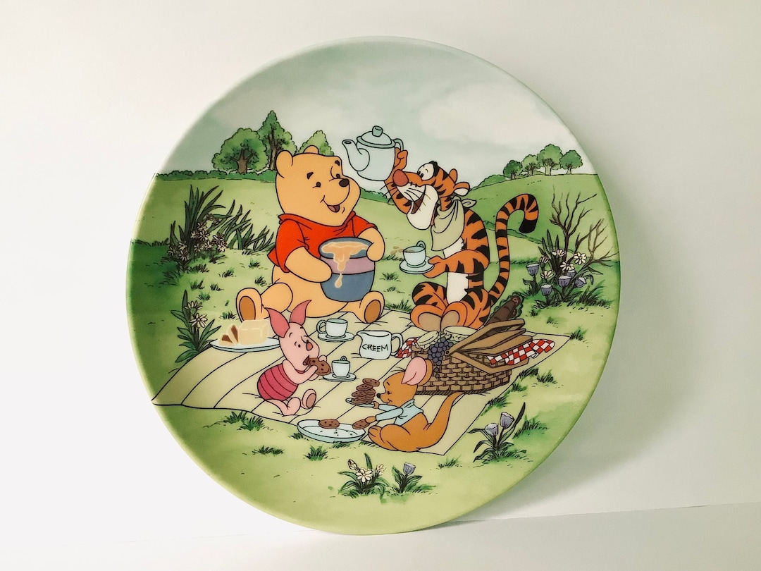 Winnie the Pooh Plate, Pooh’s Picnic Plate, Winnie the Pooh 8 Inch ...