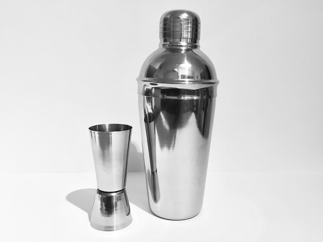 Vintage Cocktail Shaker, Martini Maker, Retro Stainless Steel Cocktail ...