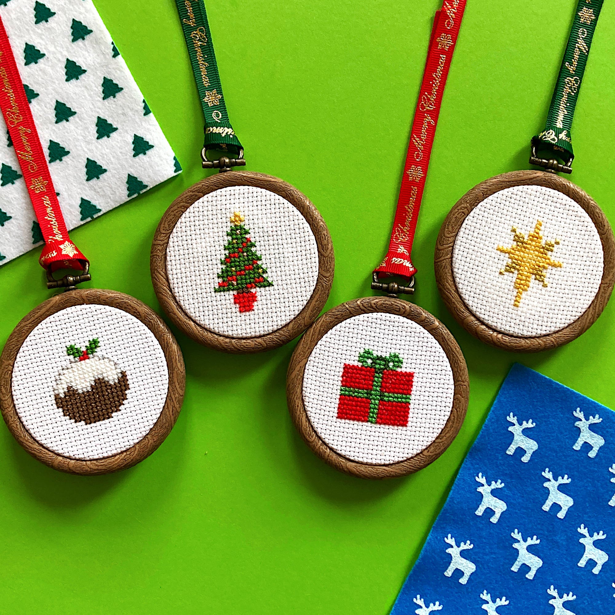Christmas Cross Stitch Kit - 4 Pattern Set - Christmas Pudding, Tree ...