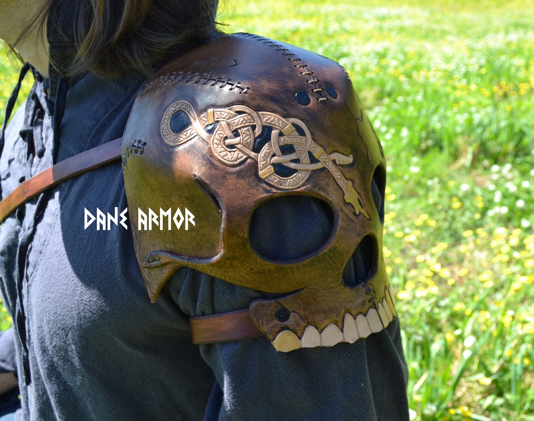 Leather Skull Pauldron - Etsy