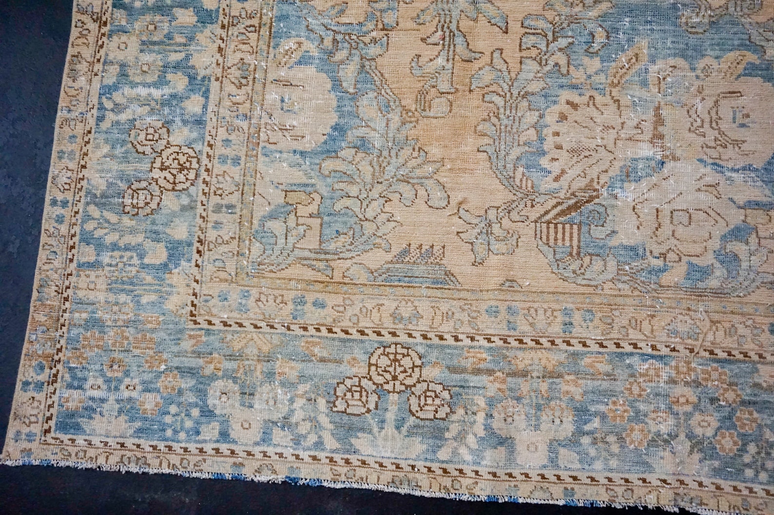 7’ X 10’1 Classic Vintage Rug Muted Blue + Blush-beige Carpet - Etsy