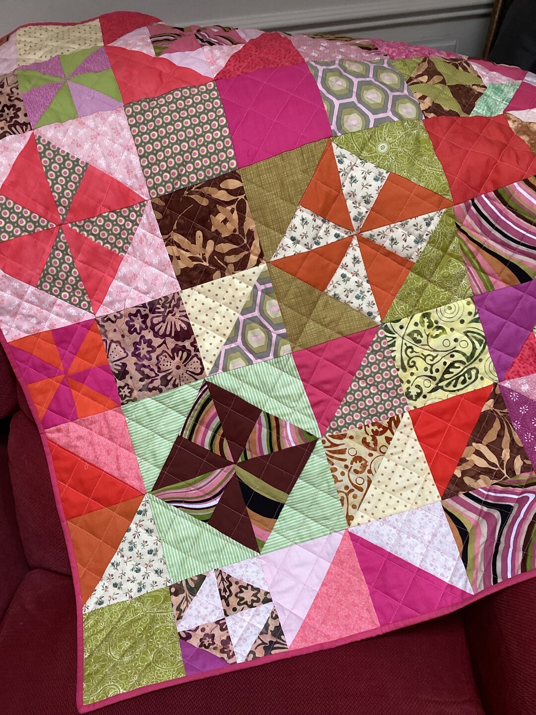 Pink Patchwork Squares and Triangles Quilt - Etsy