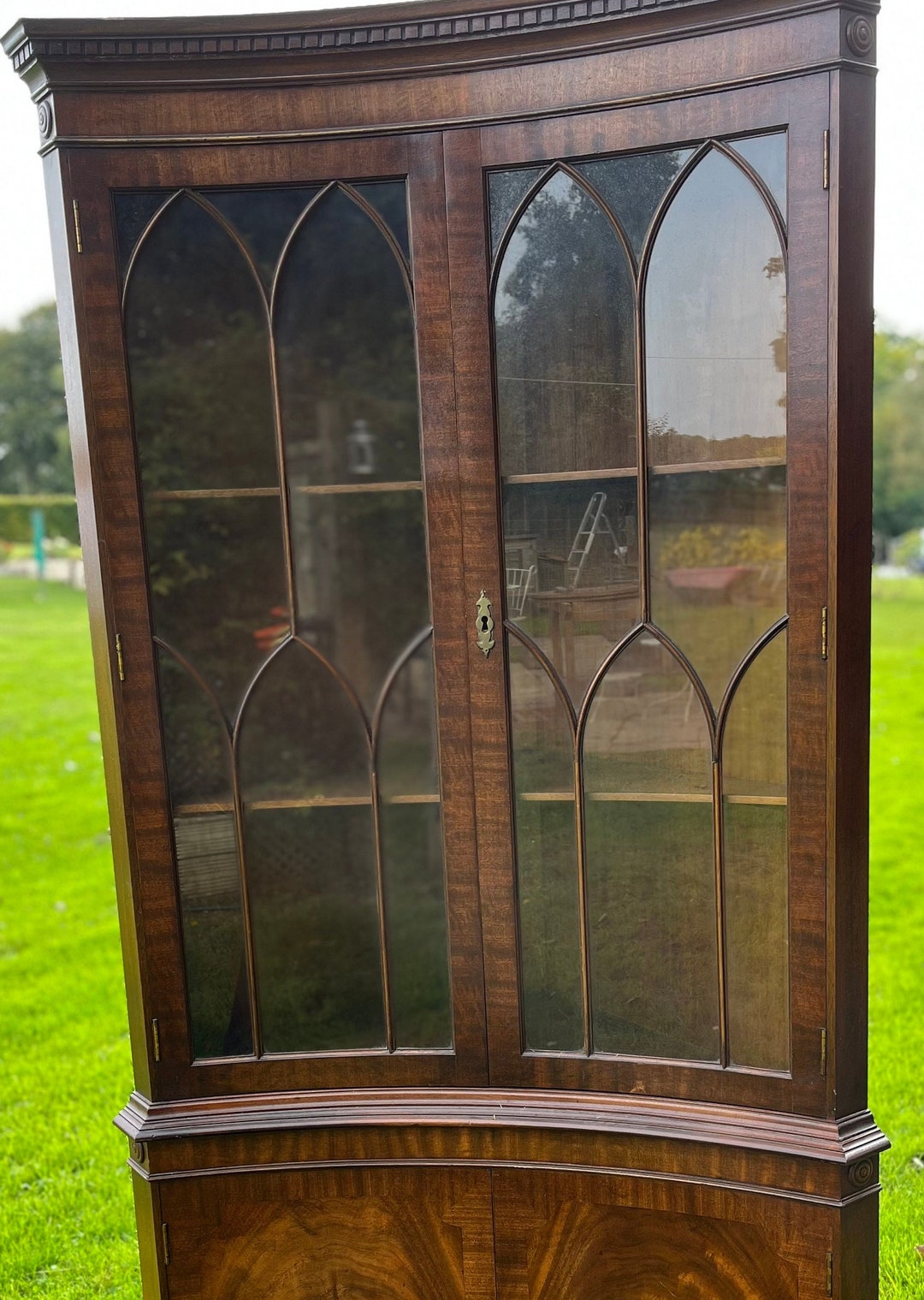 Concave Fronted Display Corner Unit - Etsy UK