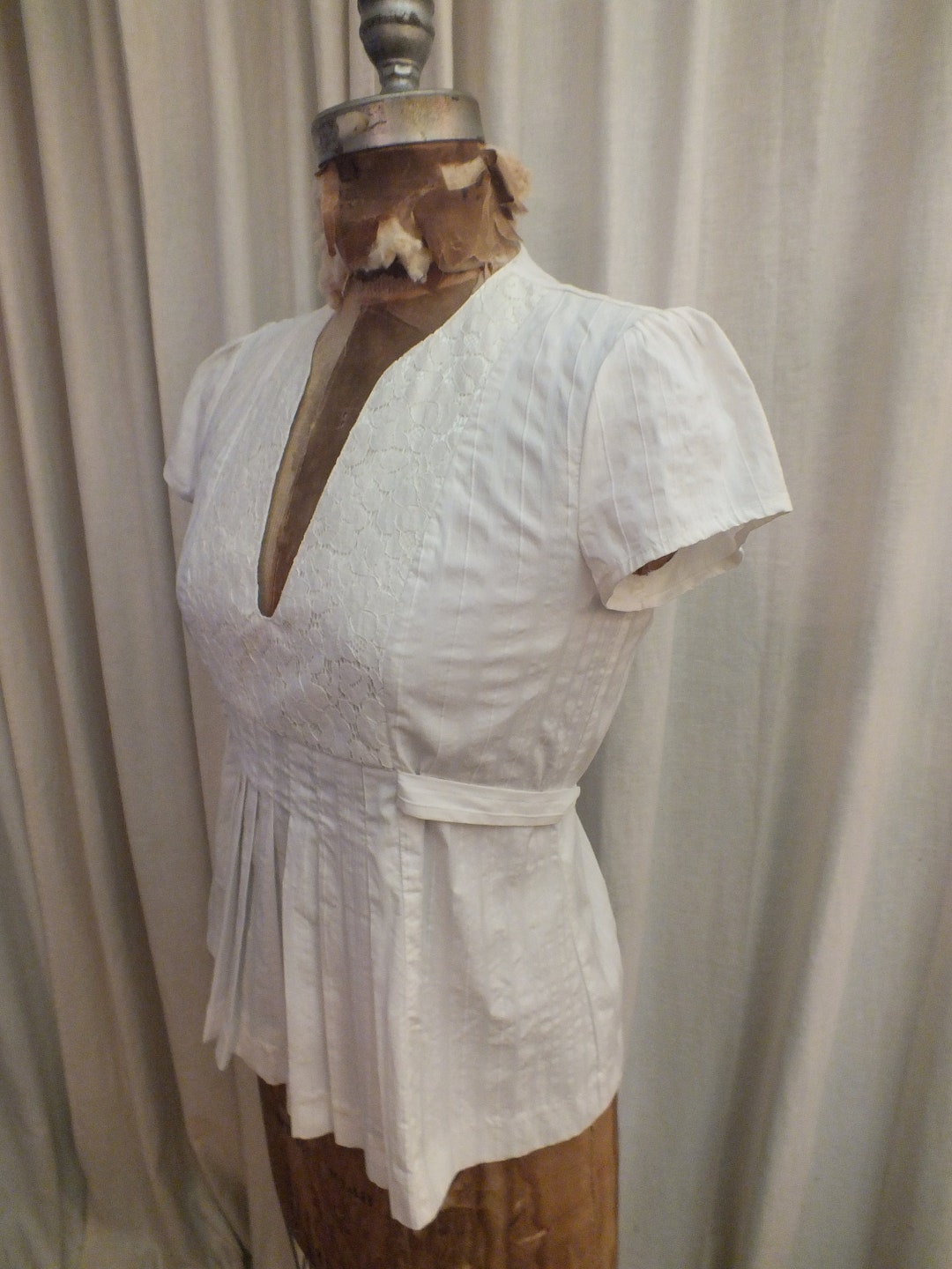 Vintage Pleated White Lace Top/blouse by BCBG XS - Etsy