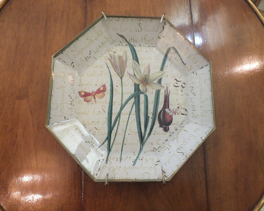 Vintage Decorative Glass Plates With Botanical Wall Art, Flowers ...