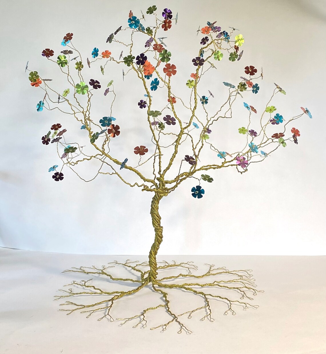 Golden Wire Tree Sculpture With Flowers - Etsy