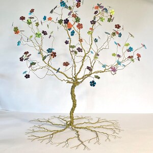 Golden Wire Tree Sculpture With Flowers - Etsy