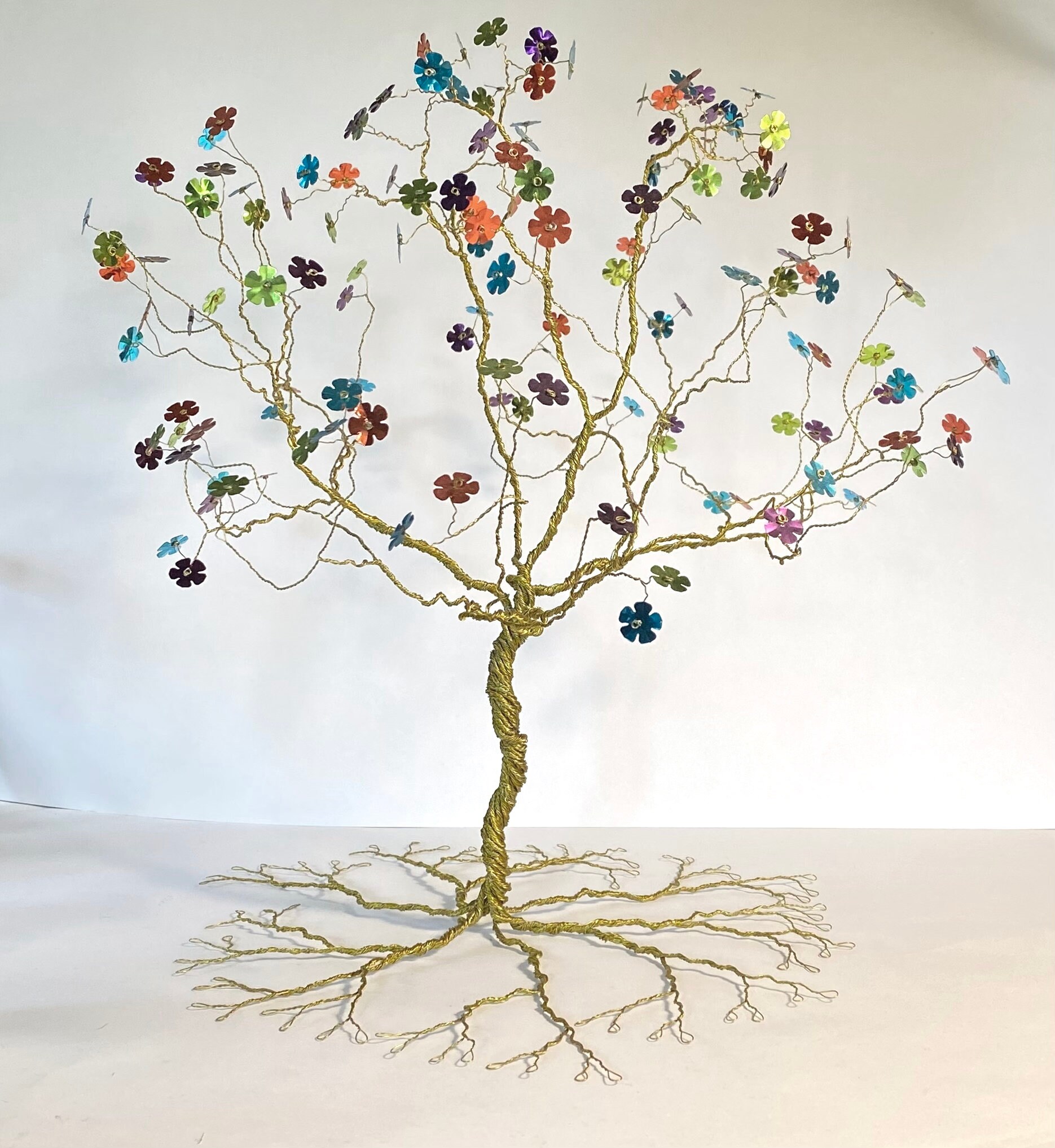 Golden Wire Tree Sculpture With Flowers - Etsy