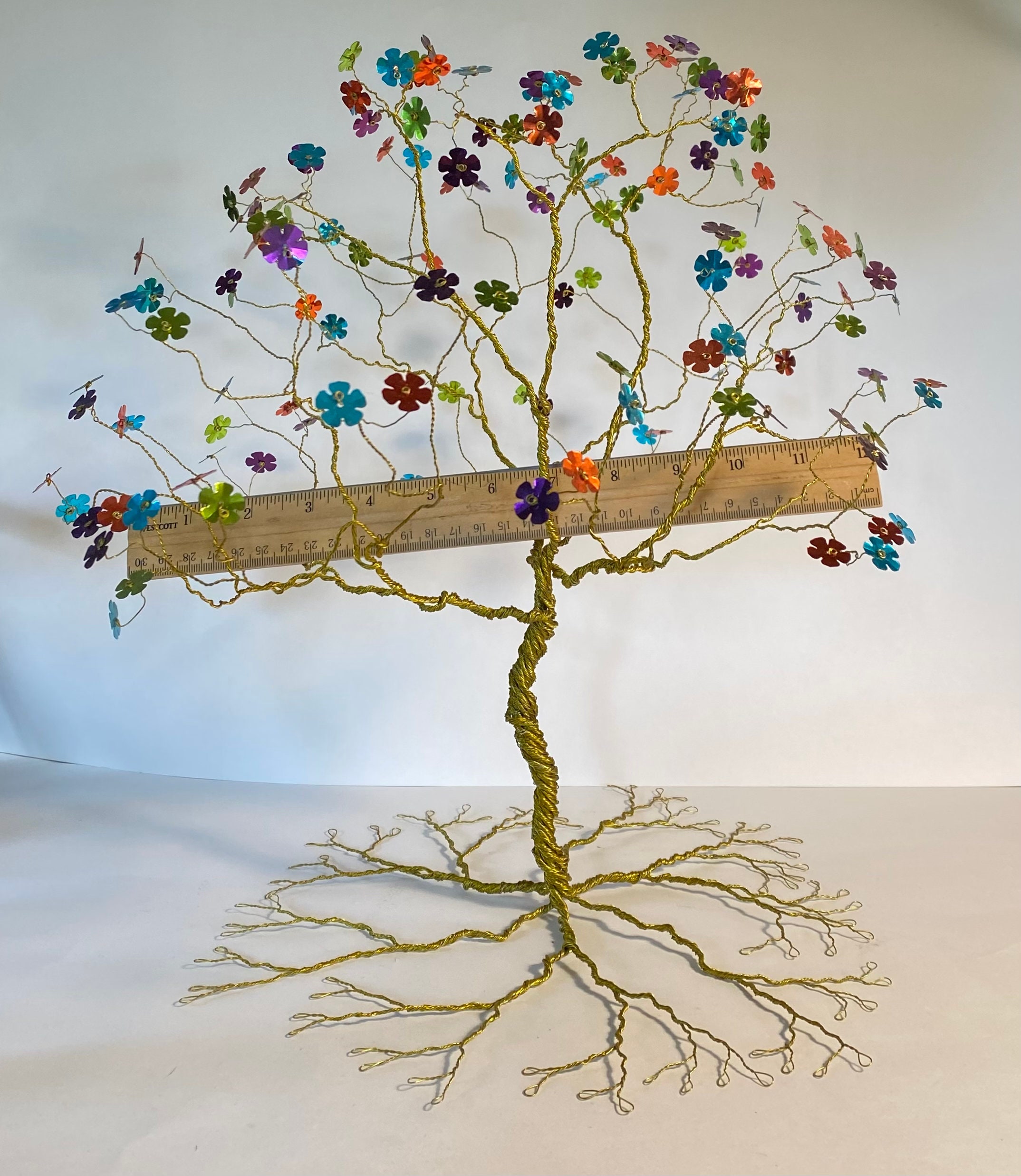 Golden Wire Tree Sculpture With Flowers - Etsy