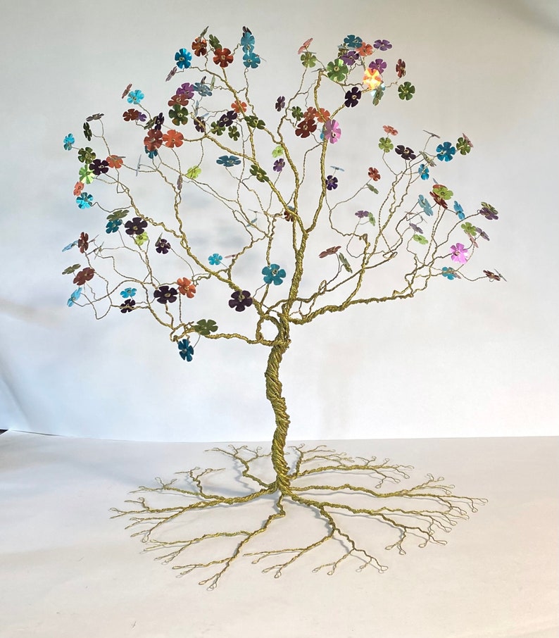 Golden Wire Tree Sculpture With Flowers - Etsy