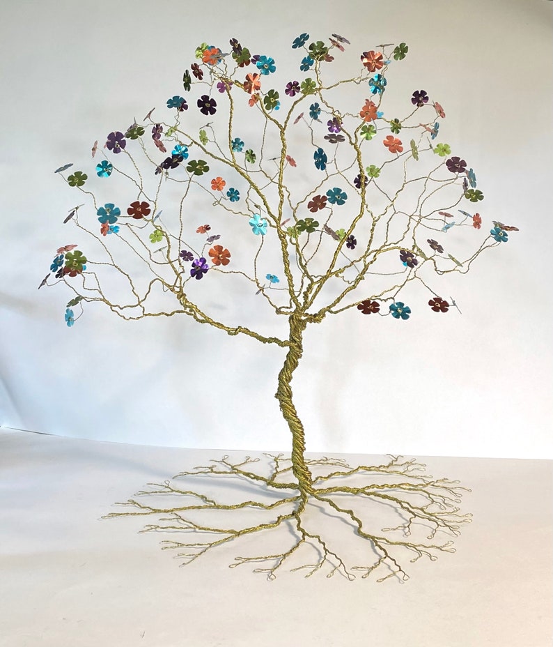 Golden Wire Tree Sculpture With Flowers - Etsy