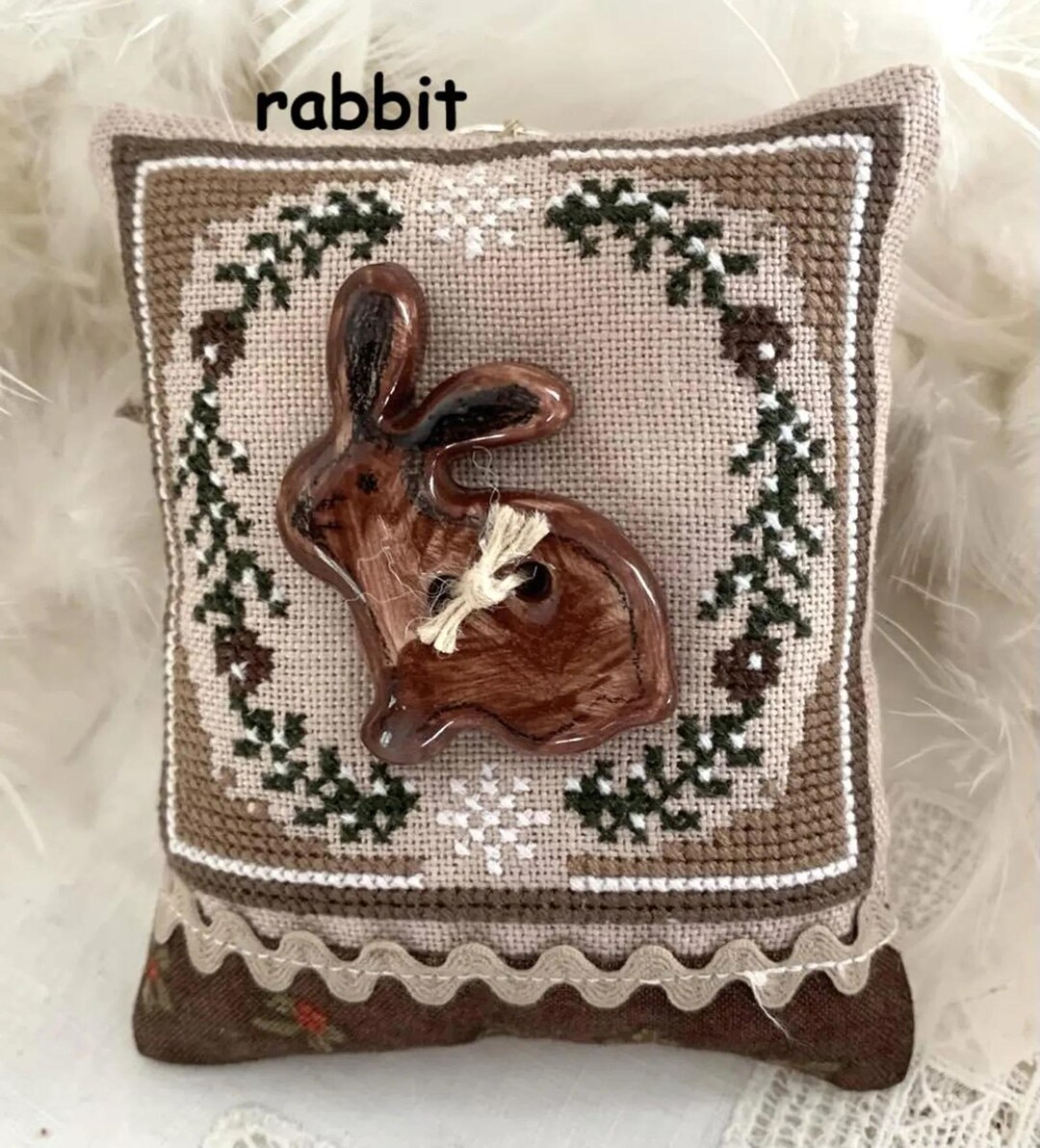 ROVARIS ~ "brown Rabbit Little Ornament Kit" Counted Cross Stitch ...