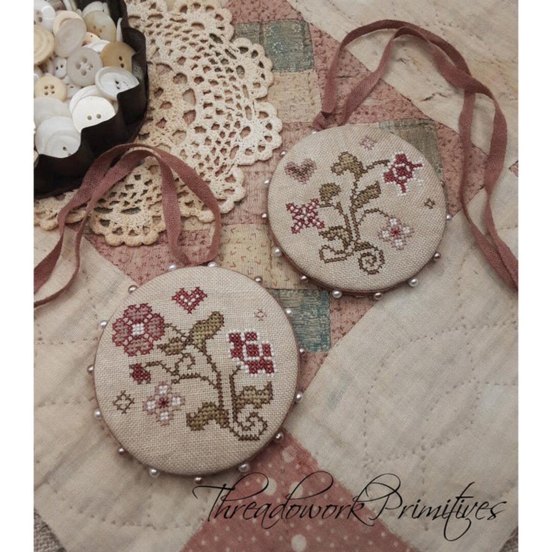 THREADWORK PRIMITIVES • "fleurs De France" • Counted Cross Stitch ...
