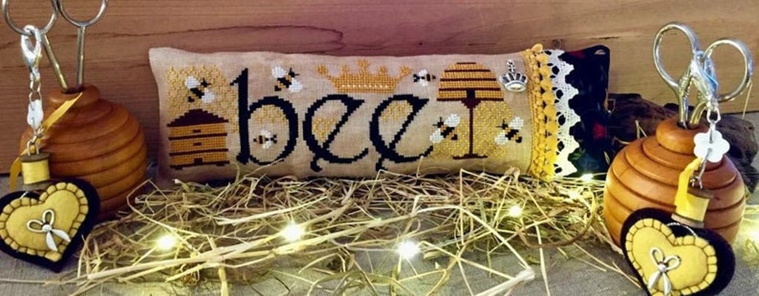 ROVARIS "bee" Counted Cross Stitch Pattern Plus CHARM & LACE Included ...
