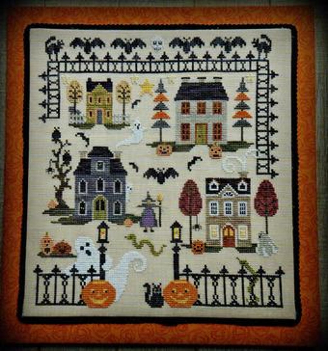 WAXING MOON DESIGNS "halloween Court" • Counted Cross Stitch Pattern ...