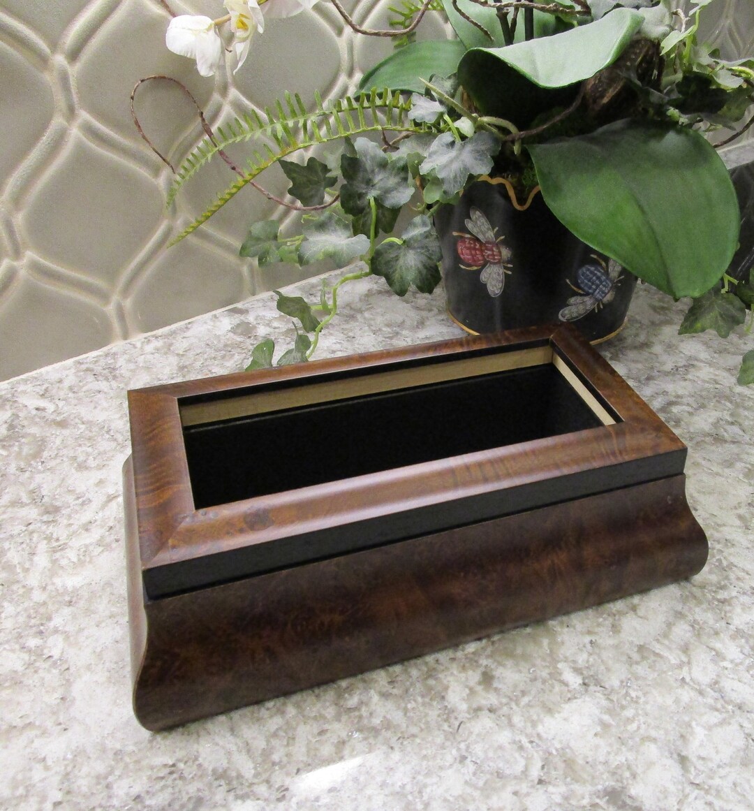 Olde Colonial Designs ~ Needlework Hinged Treasure Box ~ Hand-made Dark ...