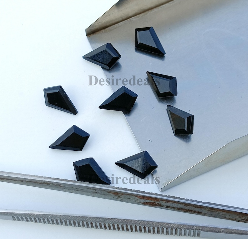 AAA Natural Black Onyx Faceted Cut Kite Shape Gemstone 6x9mm to 15x20mm ...
