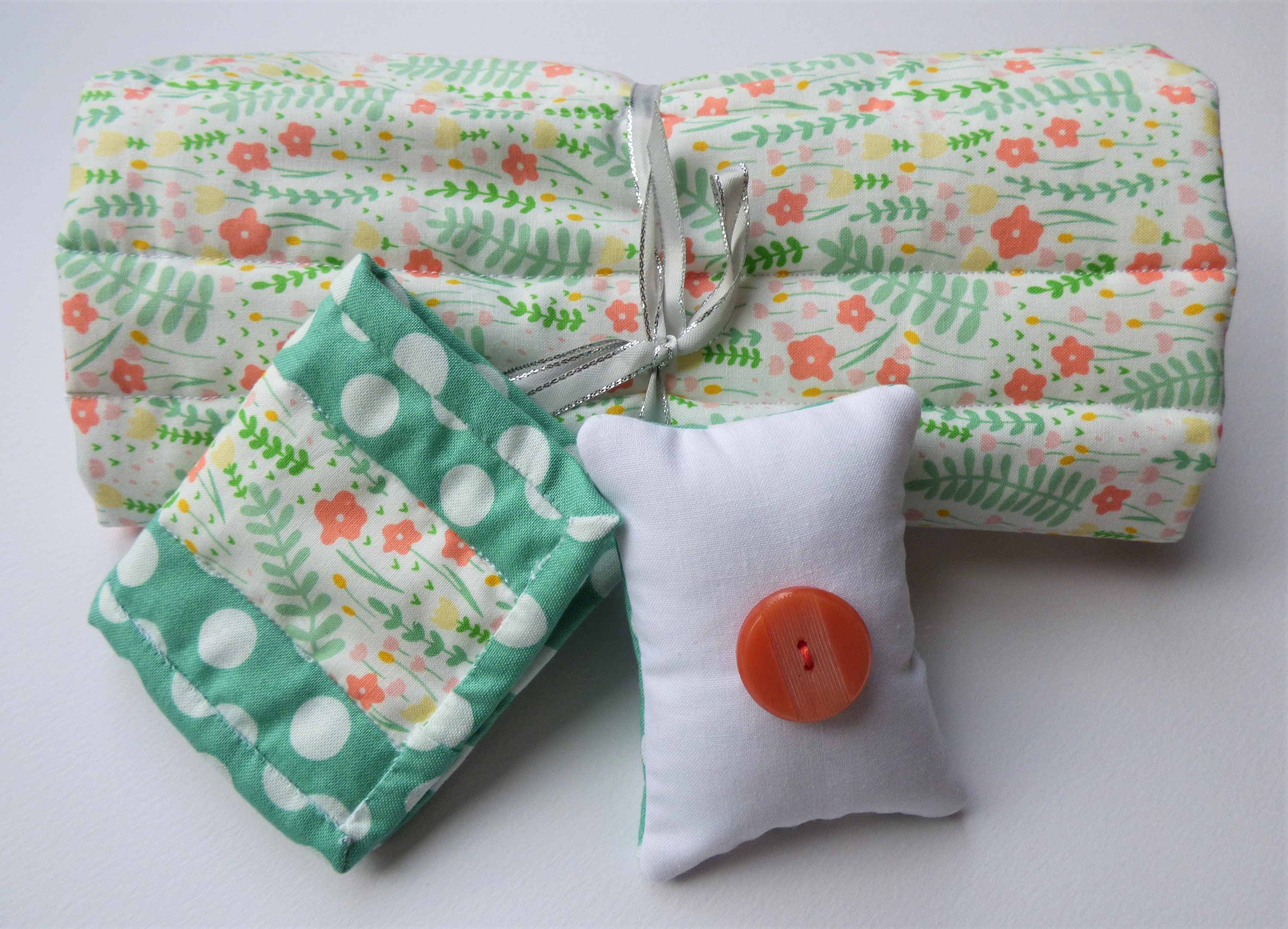 Sewing Accessory Roll With Matching Pincushion and Needle Book - Etsy