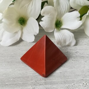 Red Jasper Pyramid Healing Crystals Crystal Gifts Gifts for Her Gifts ...
