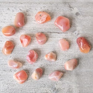 Apricot Agate Tumblestone Collectors Crystals Rare Stones Nurturing ...