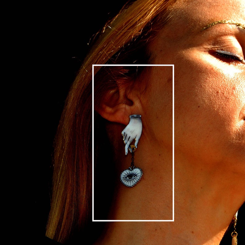 Stranger Earrings Eye Earrings Drop Hand Earrings Heart - Etsy