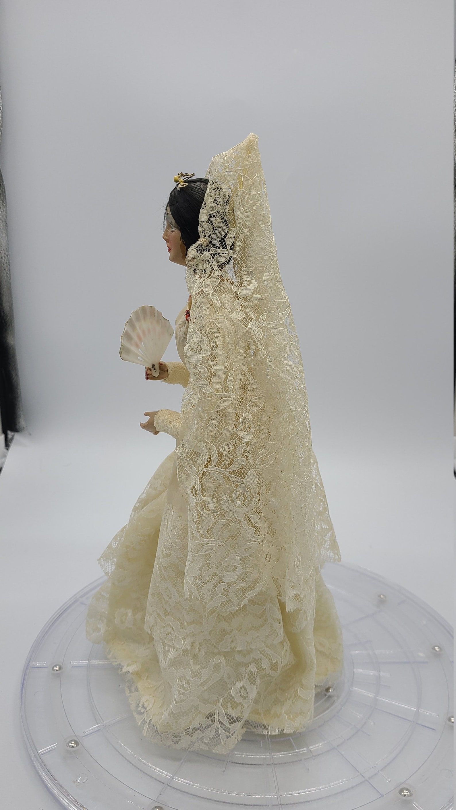 Beautiful 1950s 15 Inch Spanish Bride. | Etsy