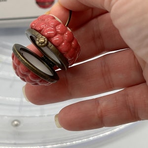 Raspberry Porcelain Hinged Trinket Box - Fruit Series - Etsy