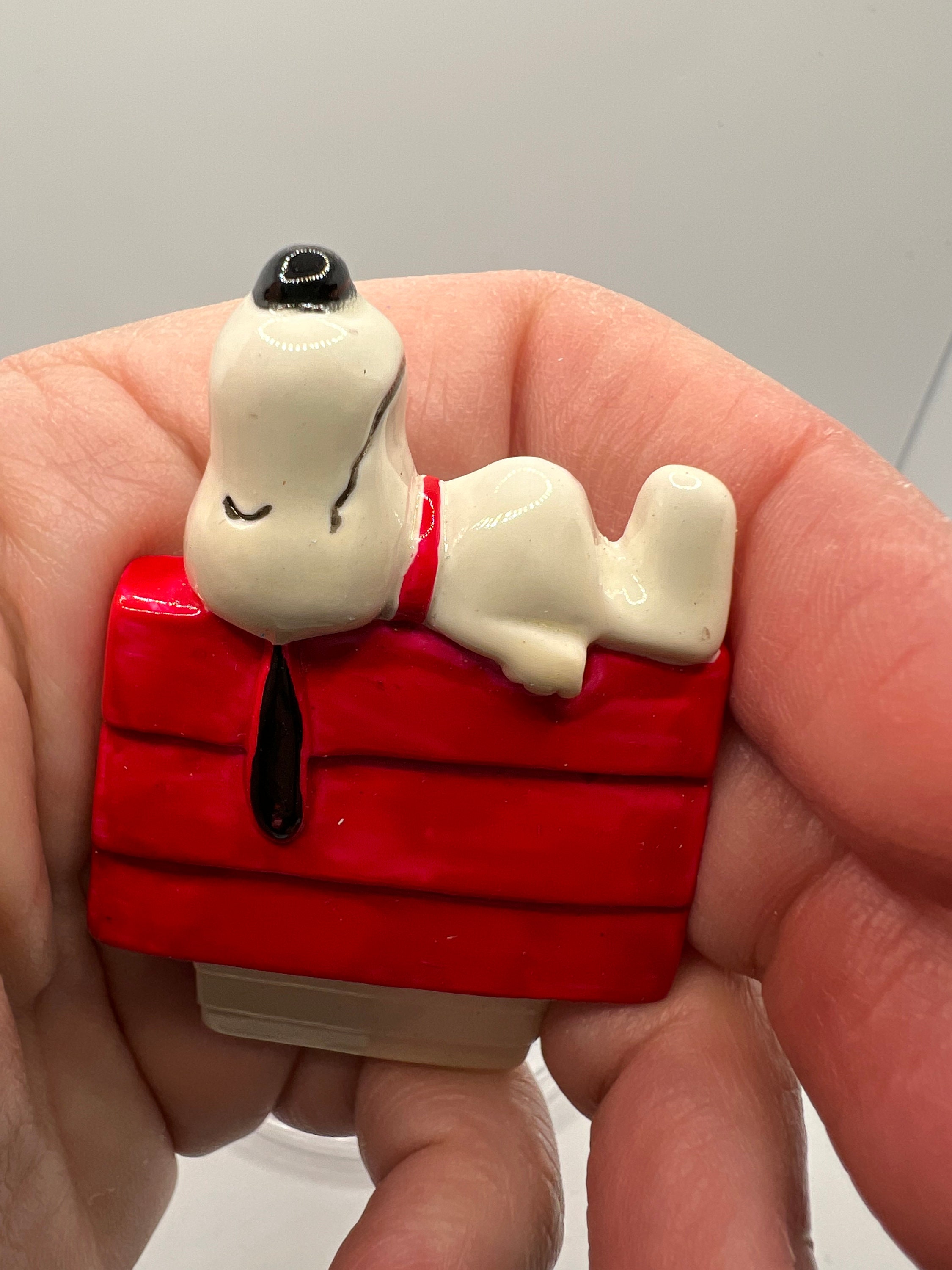 Vintage Peanuts Snoopy Pilot and Snoopy on Doghouse Refrigerator ...