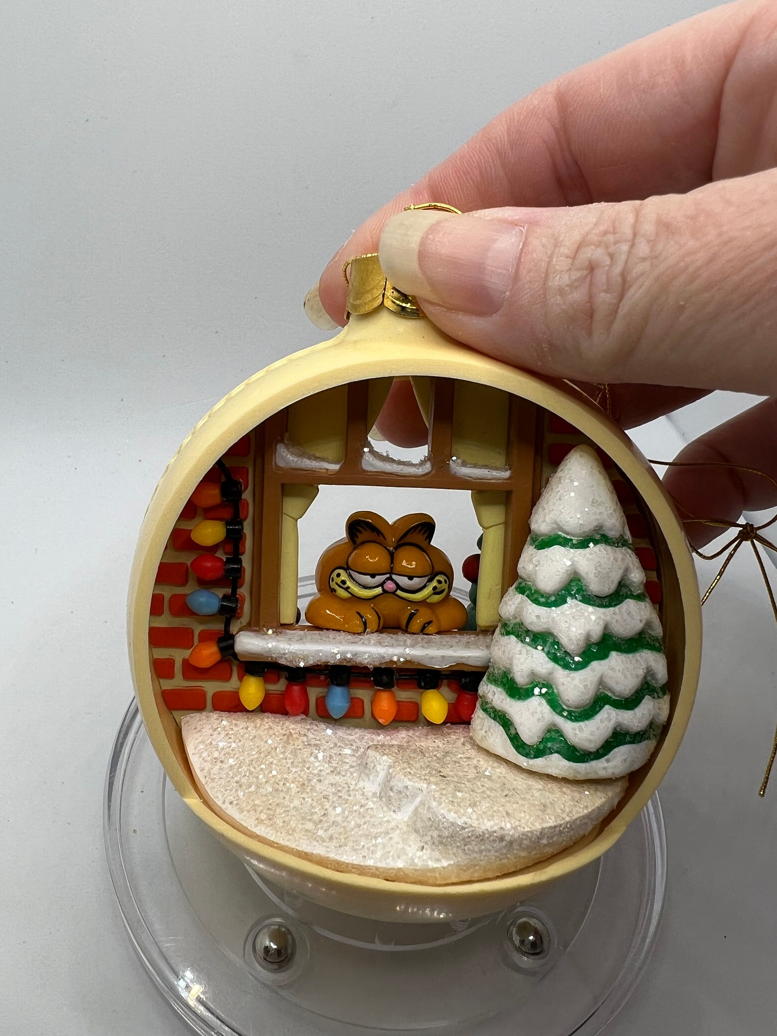 1978 Enesco Garfield “watching at the Window” Christmas Ornament. - Etsy