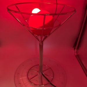 Vintage Mid-century 1950s Style Pop Art Manhattan Cocktail Lamp With ...